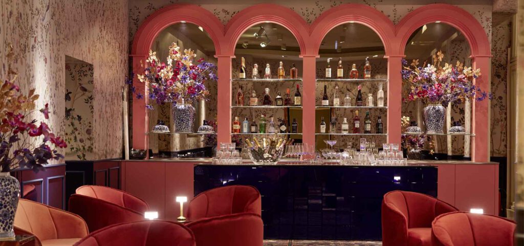 PINK PEPPER ZURÜCK IM STERNE-HIMMEL - Königsallee Düsseldorf