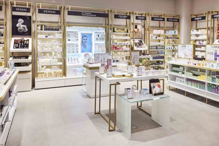 NEUER DOUGLAS LUXUS STORE AUF DER KÖ - Königsallee Düsseldorf