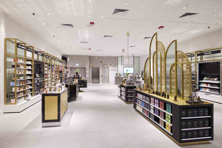 NEUER DOUGLAS LUXUS STORE AUF DER KÖ - Königsallee Düsseldorf